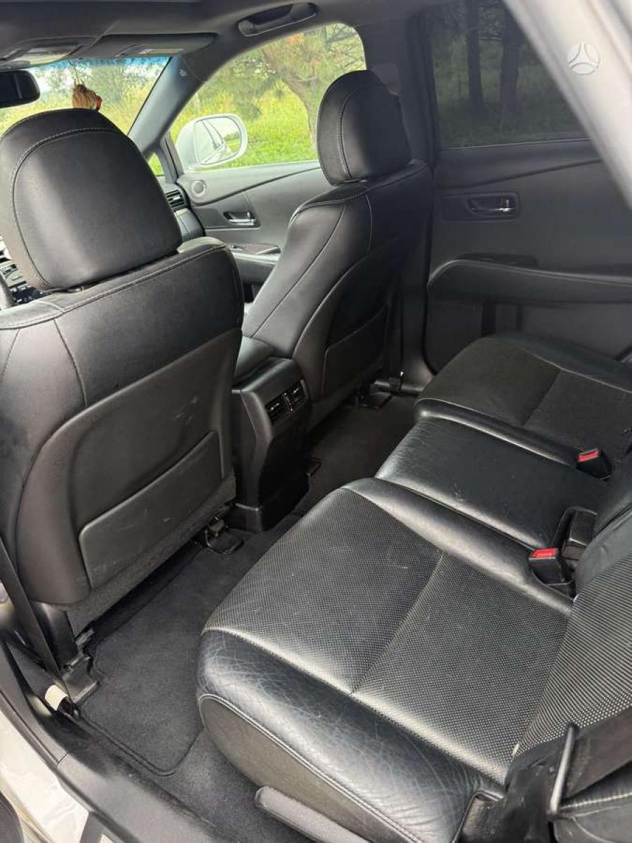 Pelēks Lexus rx-350 2013 Alīta, ar dzinēja tilpumu 3.50 L un nobraukumu 220 tūkst. km par 11900 €, foto 7 vietnē AUTOMOTO.COM.LV