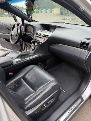 Pelēks Lexus rx-350 2013 Alīta, ar dzinēja tilpumu 3.50 L un nobraukumu 220 tūkst. km par 11900 €, foto 10 vietnē AUTOMOTO.COM.LV