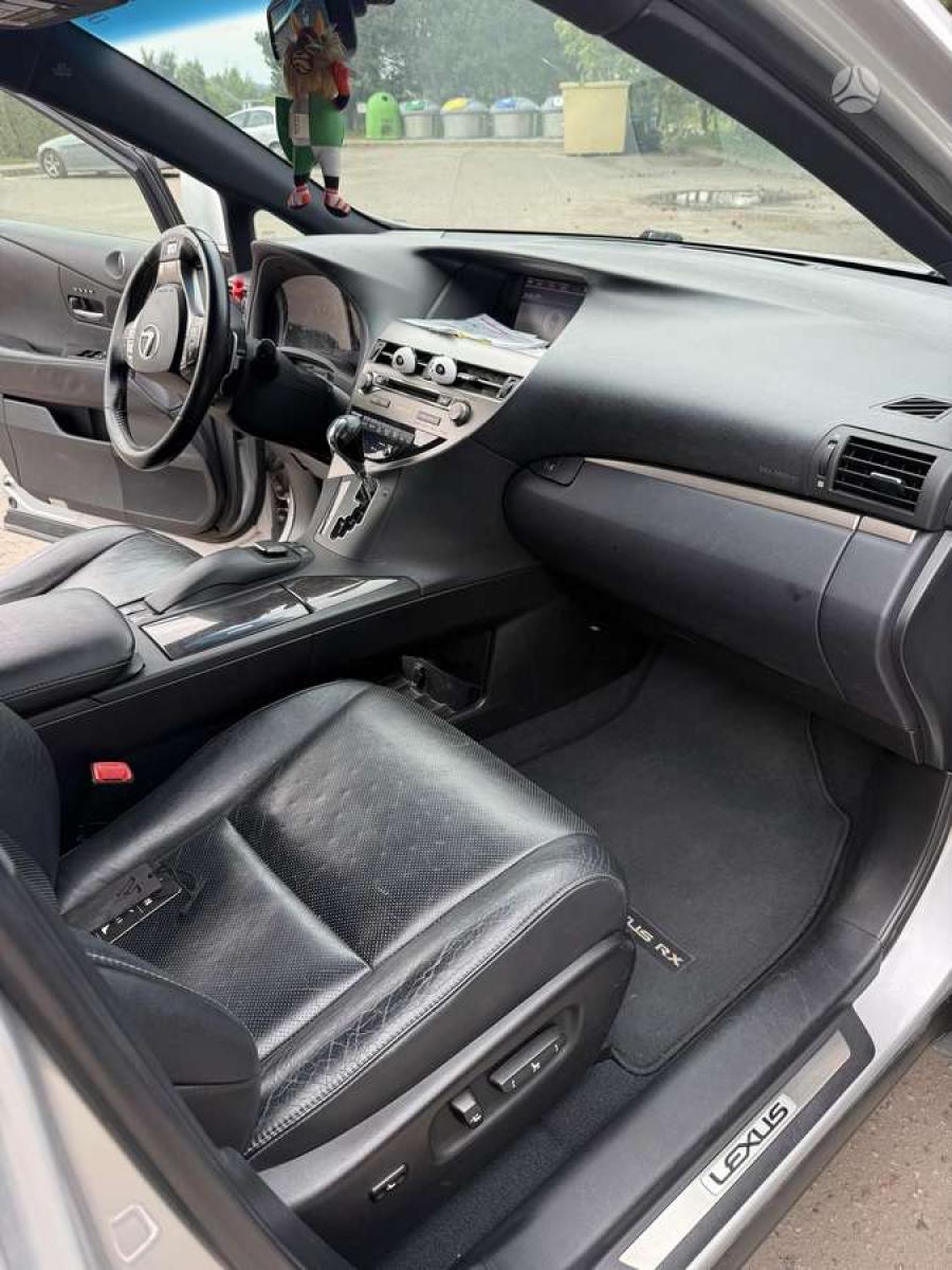 Pelēks Lexus rx-350 2013 Alīta, ar dzinēja tilpumu 3.50 L un nobraukumu 220 tūkst. km par 11900 €, foto 10 vietnē AUTOMOTO.COM.LV