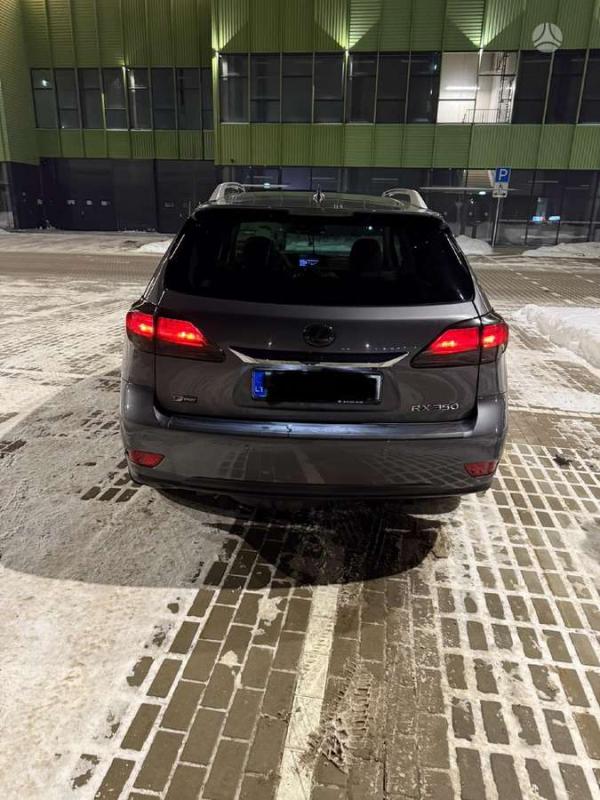 Pelēks Lexus rx-350 2014 Viļņa, ar dzinēja tilpumu 3.50 L un nobraukumu 199 tūkst. km par 13000 €, foto 9 vietnē AUTOMOTO.COM.LV