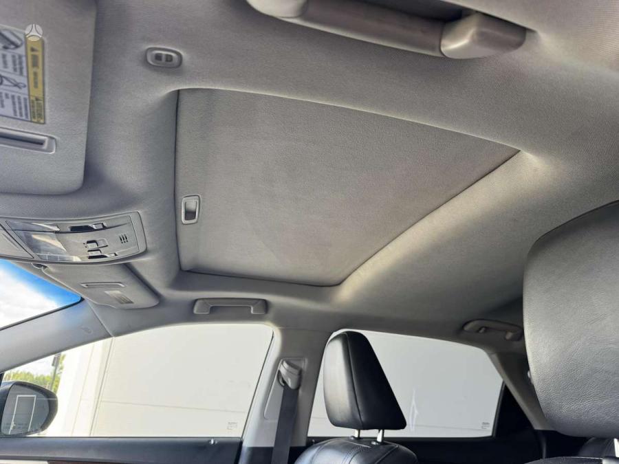 Grey Lexus rx-350 2016 in Vilnius, with an engine capacity of 3.46 L and mileage of 300 thousand km for 18500 €, photo 12 on AUTOMOTO.COM.LV