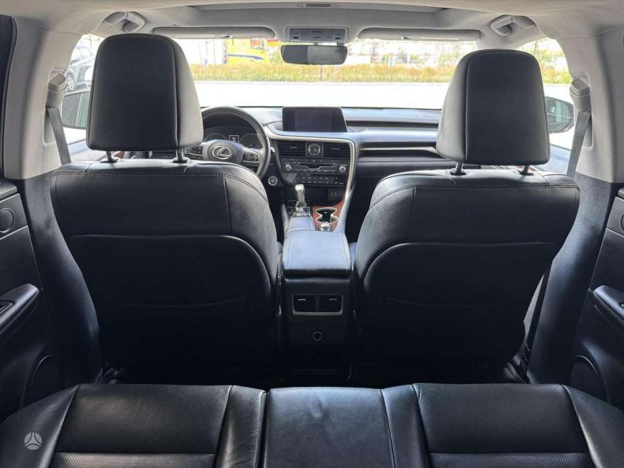 Grey Lexus rx-350 2016 in Vilnius, with an engine capacity of 3.46 L and mileage of 300 thousand km for 18500 €, photo 22 on AUTOMOTO.COM.LV