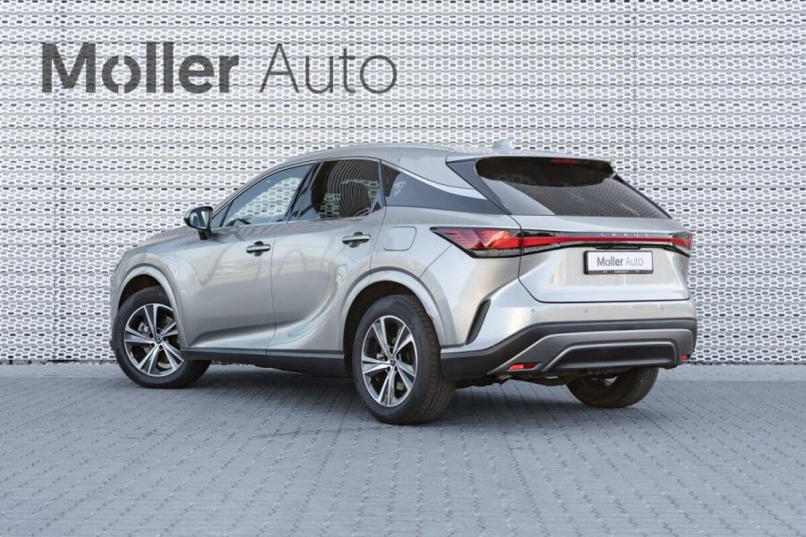Grey Lexus rx-350 2024 in Marupe, with an engine capacity of 2.50 L and mileage of 48 thousand km for 57900 €, photo 4 on AUTOMOTO.COM.LV