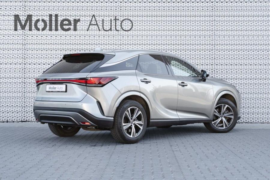 Grey Lexus rx-350 2024 in Marupe, with an engine capacity of 2.50 L and mileage of 48 thousand km for 57900 €, photo 5 on AUTOMOTO.COM.LV