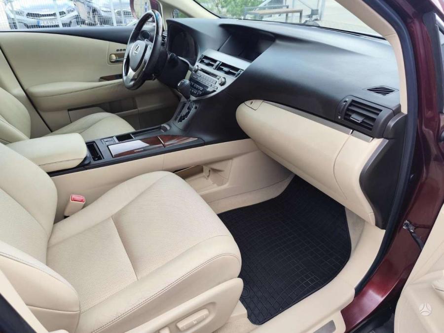 Красный Лексус RX 350 2014 в Шяуляй, объемом двигателя 3.50 л и пробегом 160 тыс. км за 15200 €, фото 17 на AUTOMOTO.COM.LV
