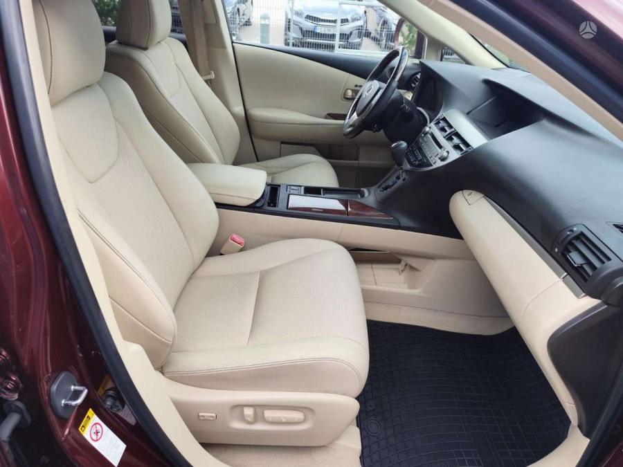 Красный Лексус RX 350 2014 в Шяуляй, объемом двигателя 3.50 л и пробегом 160 тыс. км за 15200 €, фото 18 на AUTOMOTO.COM.LV
