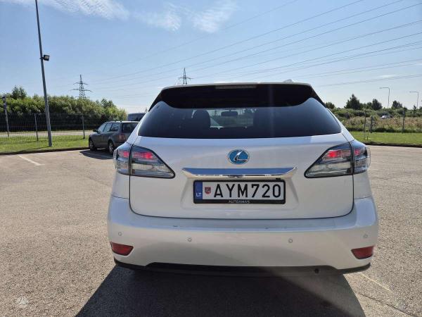 Белый Лексус RX 350 2010 в Паневежис, объемом двигателя 3.46 л и пробегом 281 тыс. км за 8990 €, фото 6 на AUTOMOTO.COM.LV