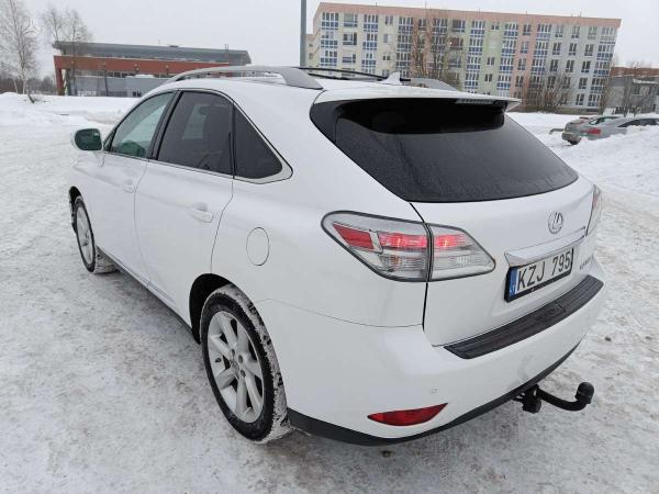 Balts Lexus rx-350 2011 Šauļi, ar dzinēja tilpumu 3.46 L un nobraukumu 235 tūkst. km par 9300 €, foto 4 vietnē AUTOMOTO.COM.LV