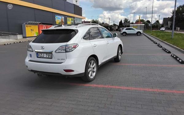 Белый Лексус RX 350 2011 в Каунас, объемом двигателя 3.46 л и пробегом 209 тыс. км за 10500 €, фото 6 на AUTOMOTO.COM.LV