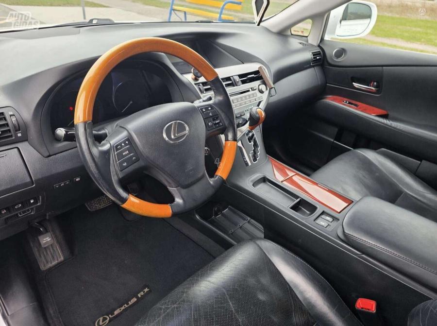 Белый Лексус RX 350 2012 в Клайпеда, объемом двигателя 3.50 л и пробегом 230 тыс. км за 11900 €, фото 10 на AUTOMOTO.COM.LV