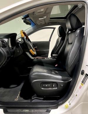 White Lexus rx-350 2012 in Klaipeda, with an engine capacity of 3.50 L and mileage of 232 thousand km for 10800 €, photo 4 on AUTOMOTO.COM.LV
