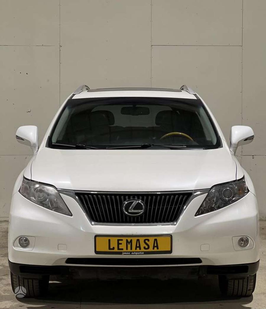 White Lexus rx-350 2012 in Klaipeda, with an engine capacity of 3.50 L and mileage of 232 thousand km for 10800 €, photo 9 on AUTOMOTO.COM.LV
