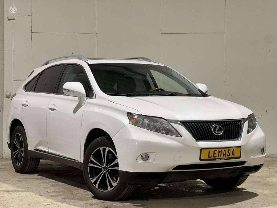 White Lexus rx-350 2012 in Klaipeda, with an engine capacity of 3.50 L and mileage of 232 thousand km for 10800 €, photo 13 on AUTOMOTO.COM.LV