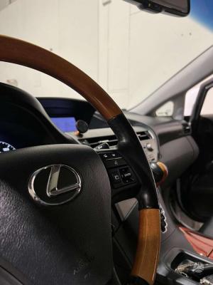 White Lexus rx-350 2012 in Klaipeda, with an engine capacity of 3.50 L and mileage of 232 thousand km for 10800 €, photo 20 on AUTOMOTO.COM.LV