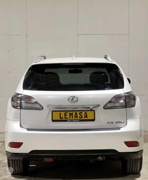 White Lexus rx-350 2012 in Klaipeda, with an engine capacity of 3.50 L and mileage of 232 thousand km for 10800 €, photo 22 on AUTOMOTO.COM.LV