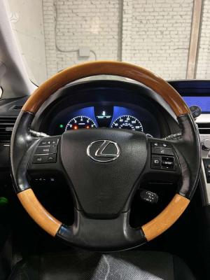 White Lexus rx-350 2012 in Klaipeda, with an engine capacity of 3.50 L and mileage of 232 thousand km for 10800 €, photo 28 on AUTOMOTO.COM.LV