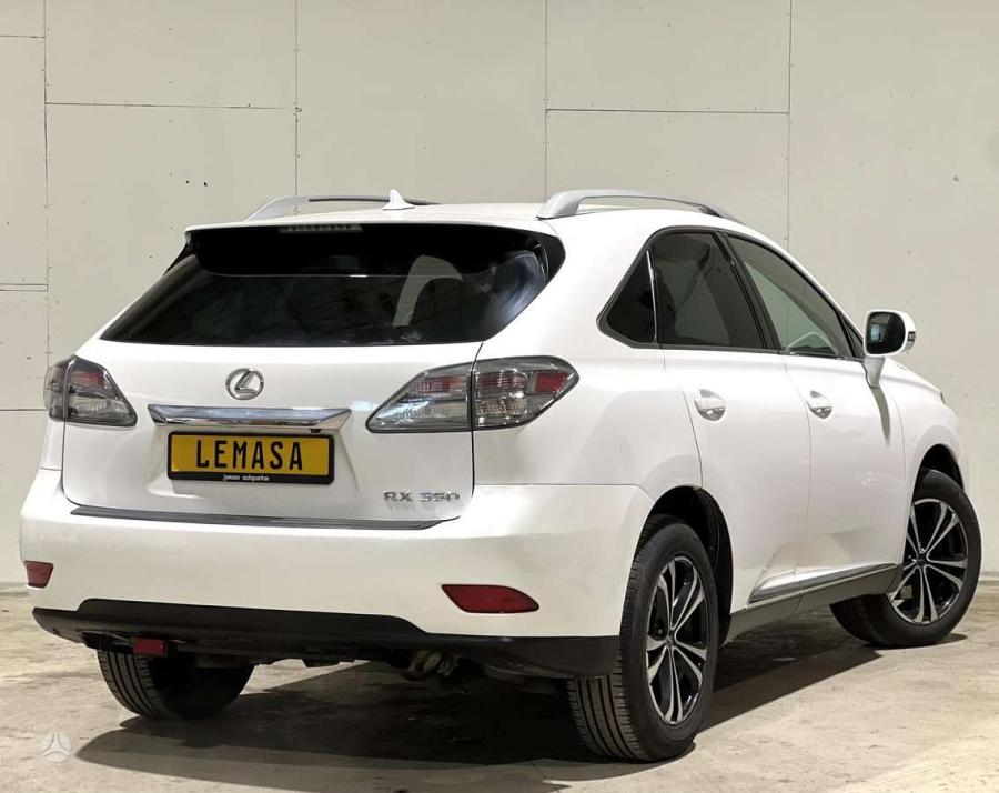 White Lexus rx-350 2012 in Klaipeda, with an engine capacity of 3.50 L and mileage of 232 thousand km for 10800 €, photo 32 on AUTOMOTO.COM.LV