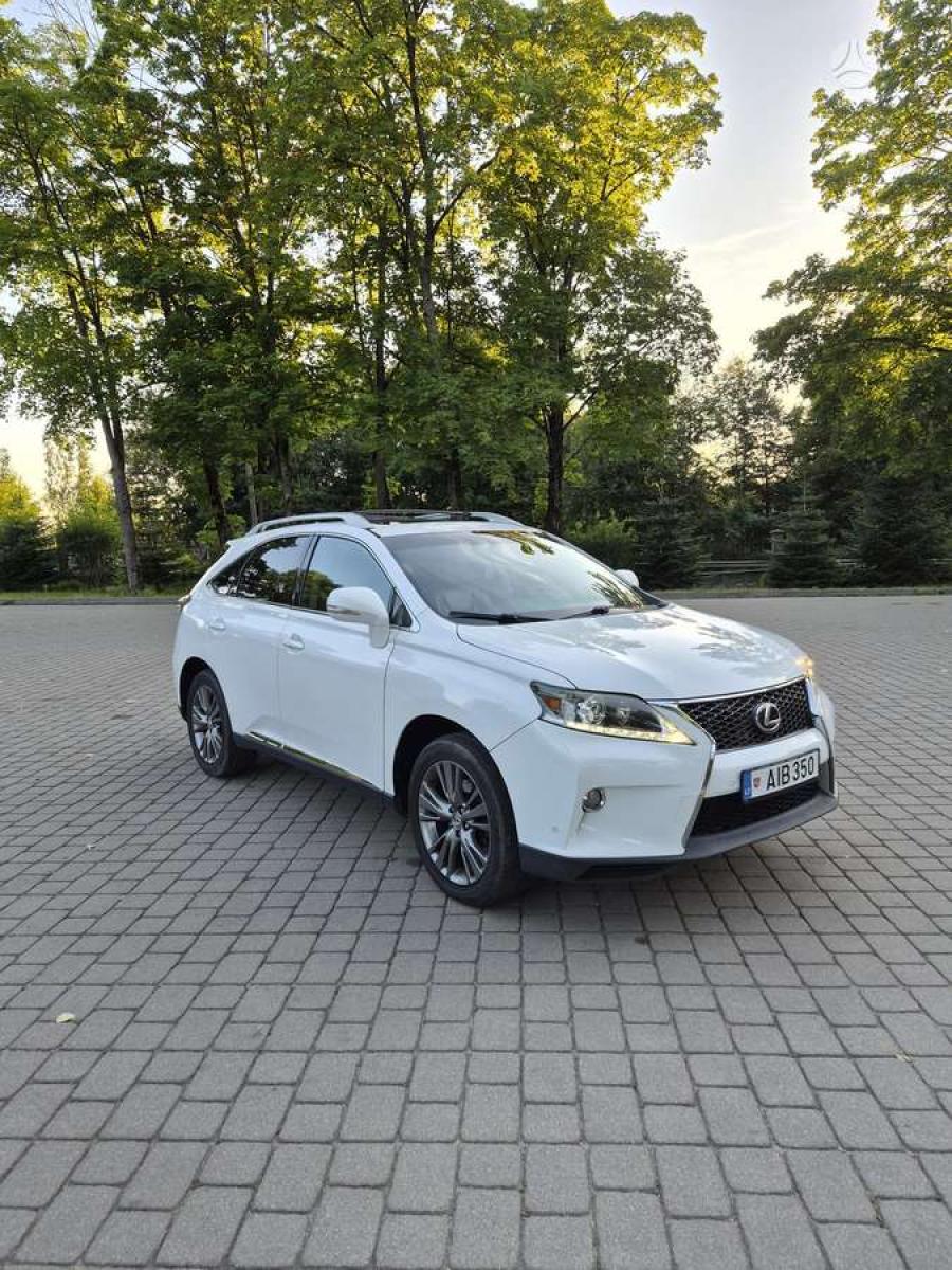 Белый Лексус RX 350 2014 в Вильнюс, объемом двигателя 3.46 л и пробегом 255 тыс. км за 14900 €, фото 3 на AUTOMOTO.COM.LV