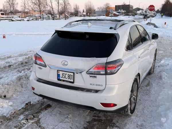 White Lexus rx-350 2015 in Siauliai, with an engine capacity of 2.50 L and mileage of 205 thousand km for 16500 €, photo 4 on AUTOMOTO.COM.LV