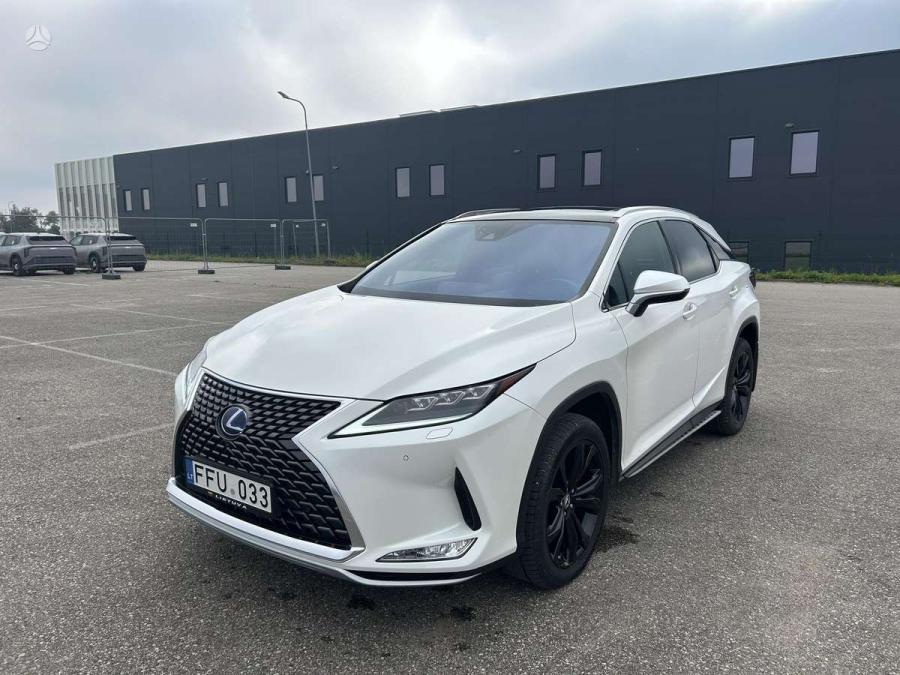 White Lexus rx-350 2017 in Vilnius, with an engine capacity of 3.46 L and mileage of 77 thousand km for 25700 €, photo 3 on AUTOMOTO.COM.LV