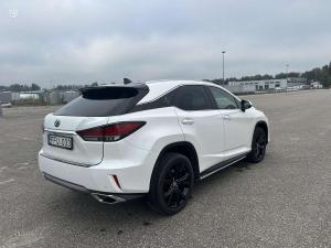 White Lexus rx-350 2017 in Vilnius, with an engine capacity of 3.46 L and mileage of 77 thousand km for 25700 €, photo 7 on AUTOMOTO.COM.LV