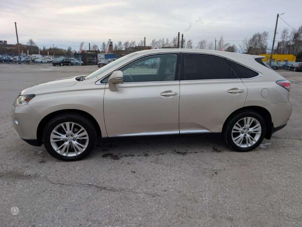 Yellow Lexus rx-350 2012 in Panevezys, with an engine capacity of 3.50 L and mileage of 448 thousand km for 8650 €, photo 3 on AUTOMOTO.COM.LV