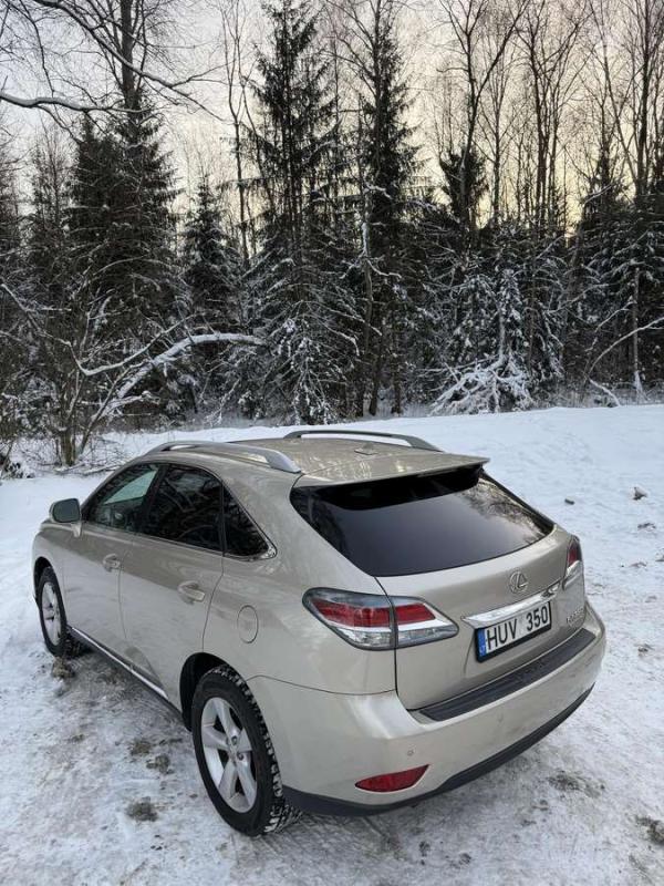 Dzeltens Lexus rx-350 2013 Kauņa, ar dzinēja tilpumu 3.46 L un nobraukumu 126 tūkst. km par 12900 €, foto 3 vietnē AUTOMOTO.COM.LV