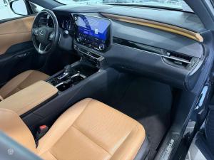 Melns Lexus RX 350h 2023 Šauļi, ar dzinēja tilpumu 2.49 L un nobraukumu 60 tūkst. km par 52500 €, foto 8 vietnē AUTOMOTO.COM.LV