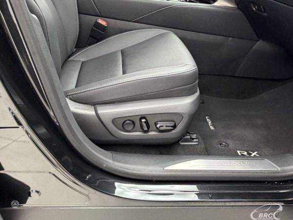 Black Lexus RX 350h 2024 in Vilnius, with an engine capacity of 2.49 L and mileage of 24 thousand km for 51900 €, photo 7 on AUTOMOTO.COM.LV