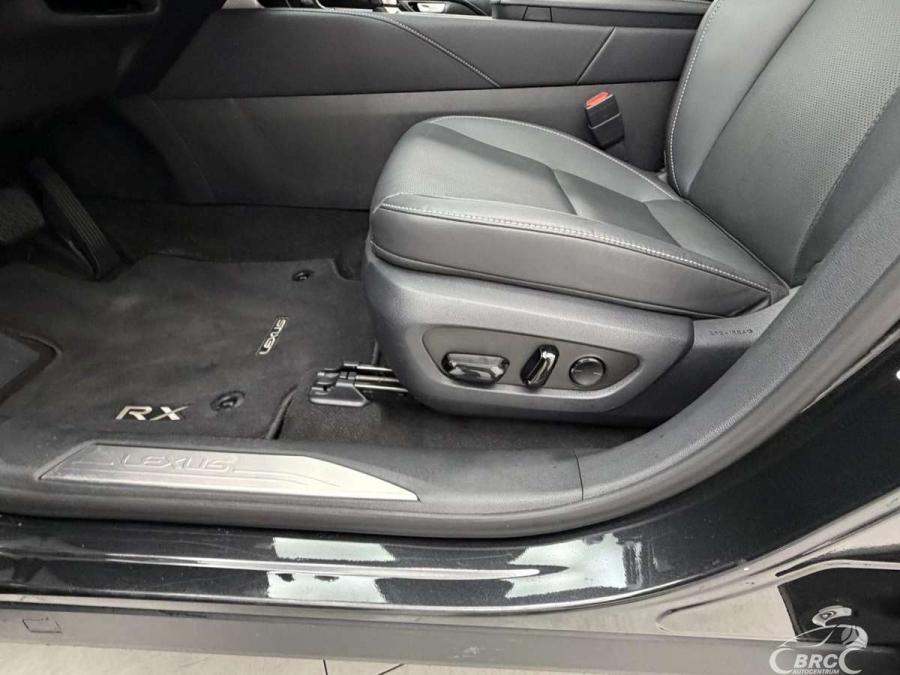 Black Lexus RX 350h 2024 in Vilnius, with an engine capacity of 2.49 L and mileage of 24 thousand km for 51900 €, photo 25 on AUTOMOTO.COM.LV