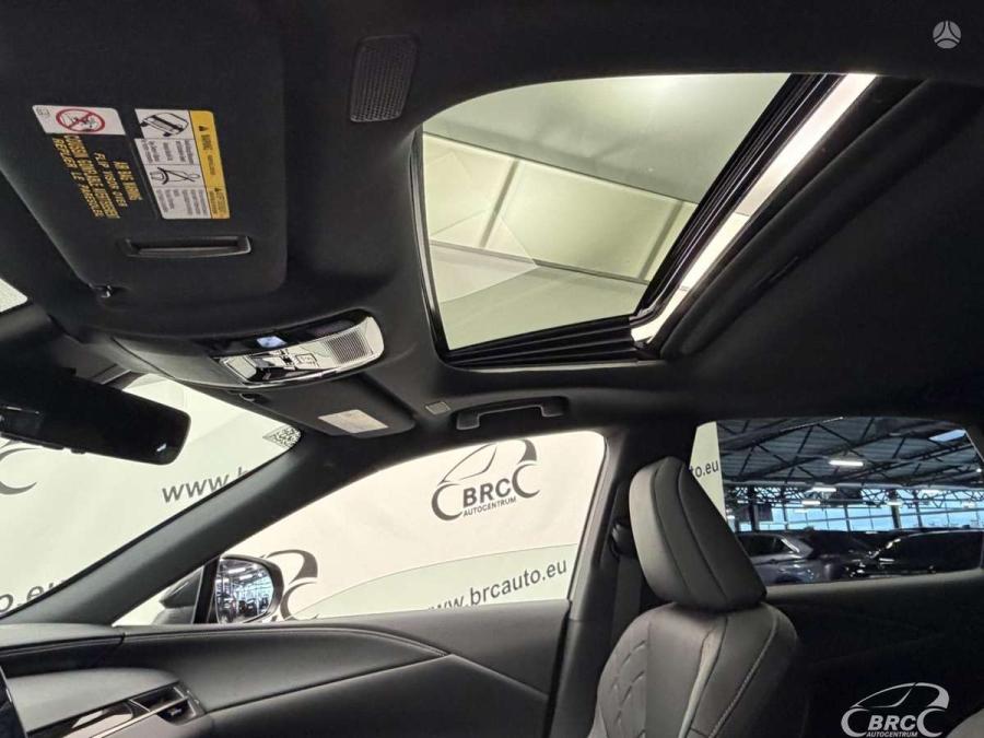 Black Lexus RX 350h 2024 in Vilnius, with an engine capacity of 2.49 L and mileage of 24 thousand km for 51900 €, photo 28 on AUTOMOTO.COM.LV