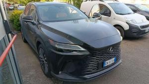 Black Lexus RX 350h 2024 in Vilnius, with an engine capacity of 0.00 L and mileage of 45 thousand km for 54000 €, photo 3 on AUTOMOTO.COM.LV