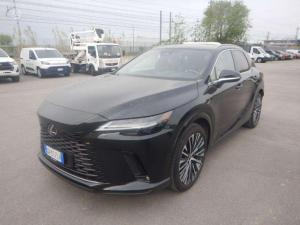 Black Lexus RX 350h 2024 in Vilnius, with an engine capacity of 0.00 L and mileage of 45 thousand km for 54000 €, photo 8 on AUTOMOTO.COM.LV
