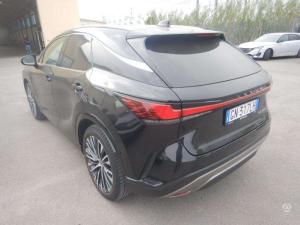 Black Lexus RX 350h 2024 in Vilnius, with an engine capacity of 0.00 L and mileage of 45 thousand km for 54000 €, photo 9 on AUTOMOTO.COM.LV