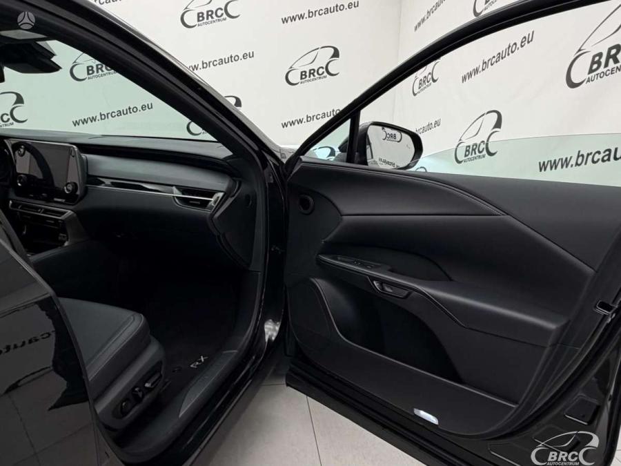 Melns Lexus RX 350h 2024 Viļņa, ar dzinēja tilpumu 2.49 L un nobraukumu 24 tūkst. km par 50900 €, foto 11 vietnē AUTOMOTO.COM.LV