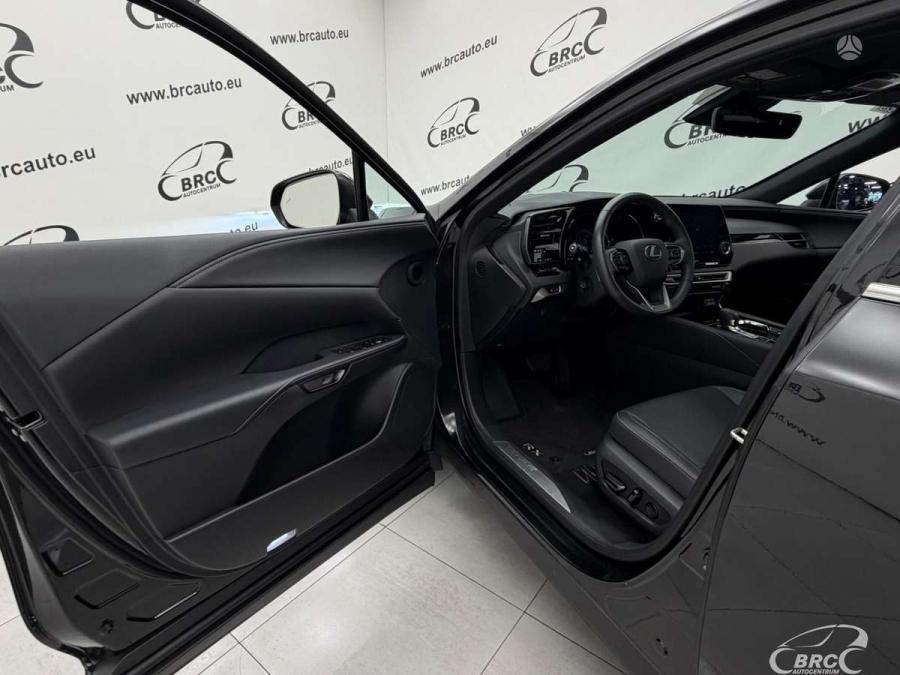 Melns Lexus RX 350h 2024 Viļņa, ar dzinēja tilpumu 2.49 L un nobraukumu 24 tūkst. km par 50900 €, foto 22 vietnē AUTOMOTO.COM.LV