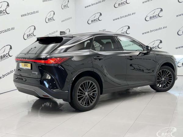 Melns Lexus RX 350h 2025 Viļņa, ar dzinēja tilpumu 2.49 L un nobraukumu 8 tūkst. km par 53000 €, foto 3 vietnē AUTOMOTO.COM.LV