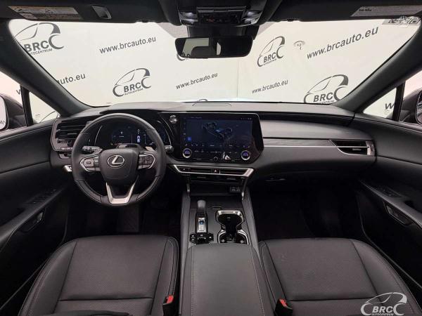 Melns Lexus RX 350h 2025 Viļņa, ar dzinēja tilpumu 2.49 L un nobraukumu 8 tūkst. km par 53000 €, foto 4 vietnē AUTOMOTO.COM.LV