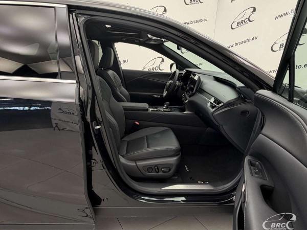 Melns Lexus RX 350h 2025 Viļņa, ar dzinēja tilpumu 2.49 L un nobraukumu 8 tūkst. km par 53000 €, foto 5 vietnē AUTOMOTO.COM.LV