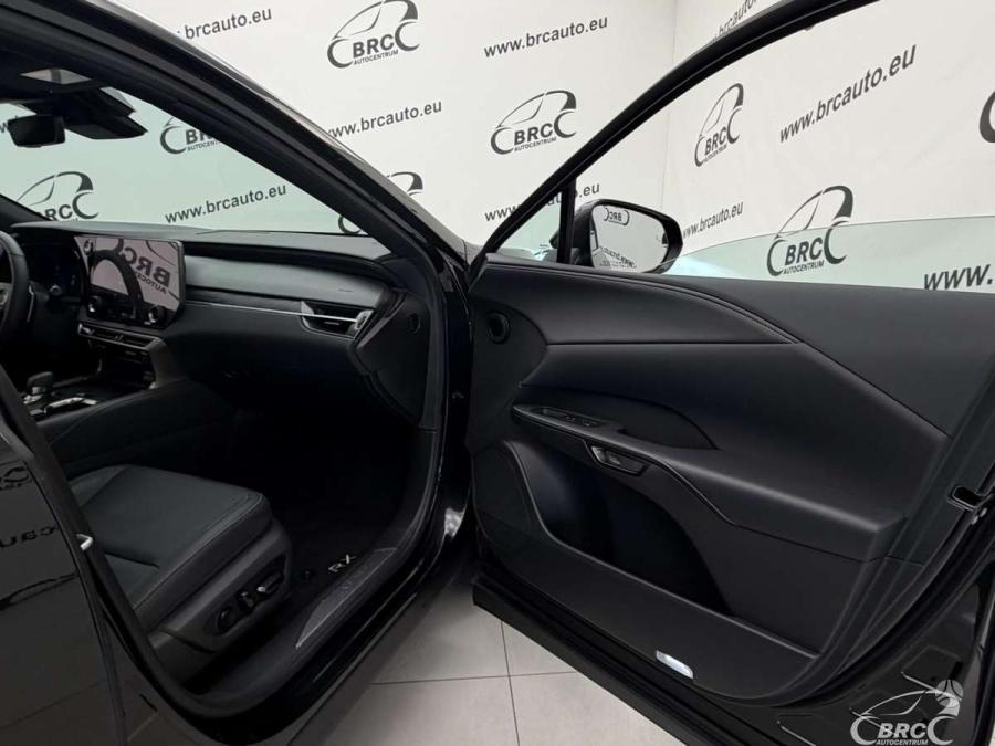 Melns Lexus RX 350h 2025 Viļņa, ar dzinēja tilpumu 2.49 L un nobraukumu 8 tūkst. km par 53000 €, foto 10 vietnē AUTOMOTO.COM.LV