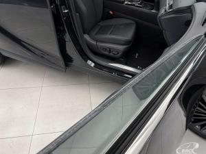Melns Lexus RX 350h 2025 Viļņa, ar dzinēja tilpumu 2.49 L un nobraukumu 8 tūkst. km par 53000 €, foto 11 vietnē AUTOMOTO.COM.LV