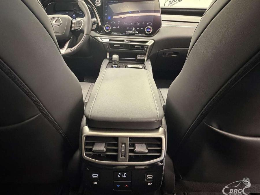 Melns Lexus RX 350h 2025 Viļņa, ar dzinēja tilpumu 2.49 L un nobraukumu 8 tūkst. km par 53000 €, foto 18 vietnē AUTOMOTO.COM.LV