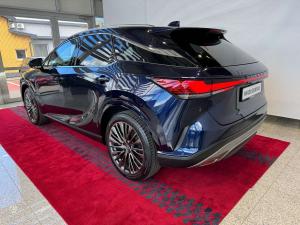 Синий Лексус RX 350h 2023 в Шяуляй, объемом двигателя 2.49 л и пробегом 41 тыс. км за 57500 €, фото 5 на AUTOMOTO.COM.LV