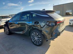Zaļš Lexus RX 350h 2025 Šauļi, ar dzinēja tilpumu 2.49 L un nobraukumu 11 tūkst. km par 29990 €, foto 3 vietnē AUTOMOTO.COM.LV