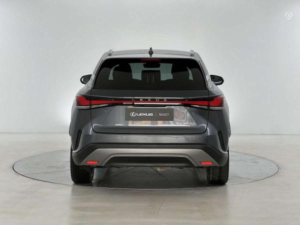 Grey Lexus RX 350h 2023 in Vilnius, with an engine capacity of 2.49 L and mileage of 73 thousand km for 53900 €, photo 4 on AUTOMOTO.COM.LV