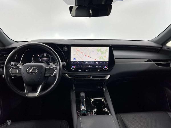 Grey Lexus RX 350h 2023 in Vilnius, with an engine capacity of 2.49 L and mileage of 73 thousand km for 53900 €, photo 8 on AUTOMOTO.COM.LV