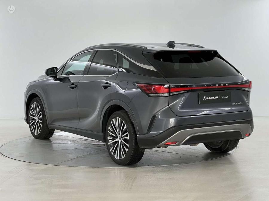 Grey Lexus RX 350h 2023 in Vilnius, with an engine capacity of 2.49 L and mileage of 73 thousand km for 53900 €, photo 18 on AUTOMOTO.COM.LV