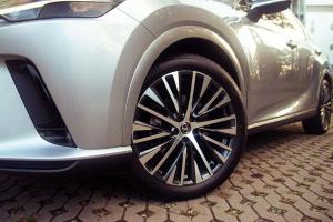 Grey Lexus RX 350h 2024 in Vilnius, with an engine capacity of 2.49 L and mileage of 39 thousand km for 63000 €, photo 13 on AUTOMOTO.COM.LV