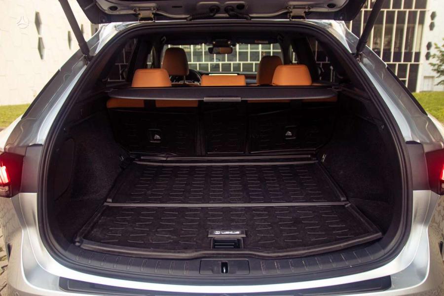 Grey Lexus RX 350h 2024 in Vilnius, with an engine capacity of 2.49 L and mileage of 39 thousand km for 63000 €, photo 19 on AUTOMOTO.COM.LV