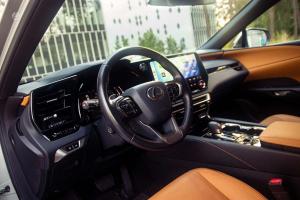 Grey Lexus RX 350h 2024 in Vilnius, with an engine capacity of 2.49 L and mileage of 39 thousand km for 63000 €, photo 24 on AUTOMOTO.COM.LV
